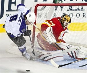 Kings defenceman Doughty sidelined by upper-body injury on hit from ...