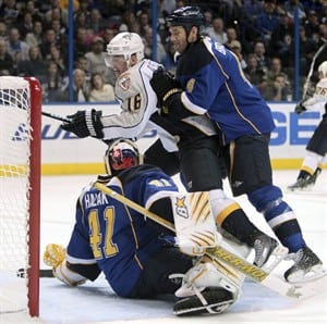 Marcel Goc scores winner in shootout, Predators edge Blues 3-2