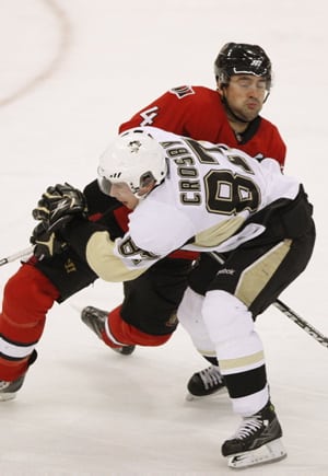 Phillips scores two in 800th career game as Senators blast Penguins 6-2