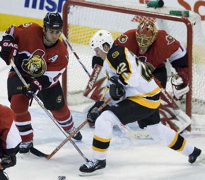 Eaves, Neil scores in third period to lift Ottawa past the Bruins 3-1