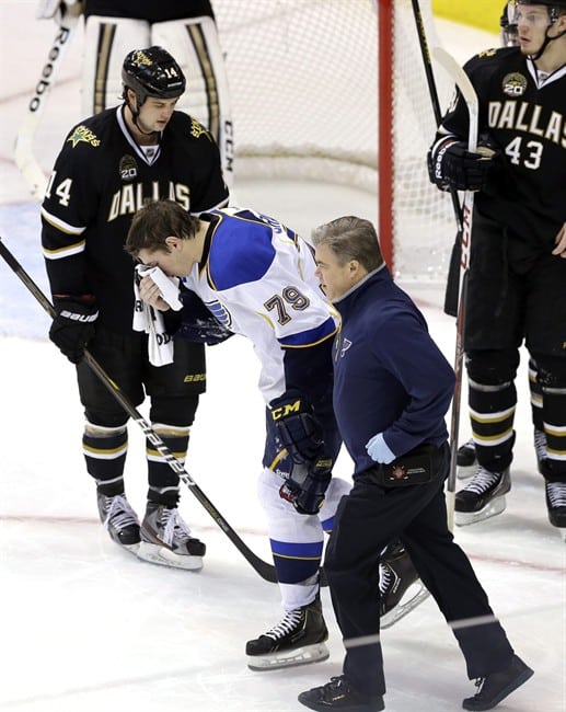 Roy has goal, 2 assists and Stars earn 4-1 victory over Blues