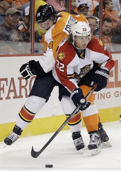 Clemmensen stops 35 shots in Florida's 2-1 win over Philadelphia