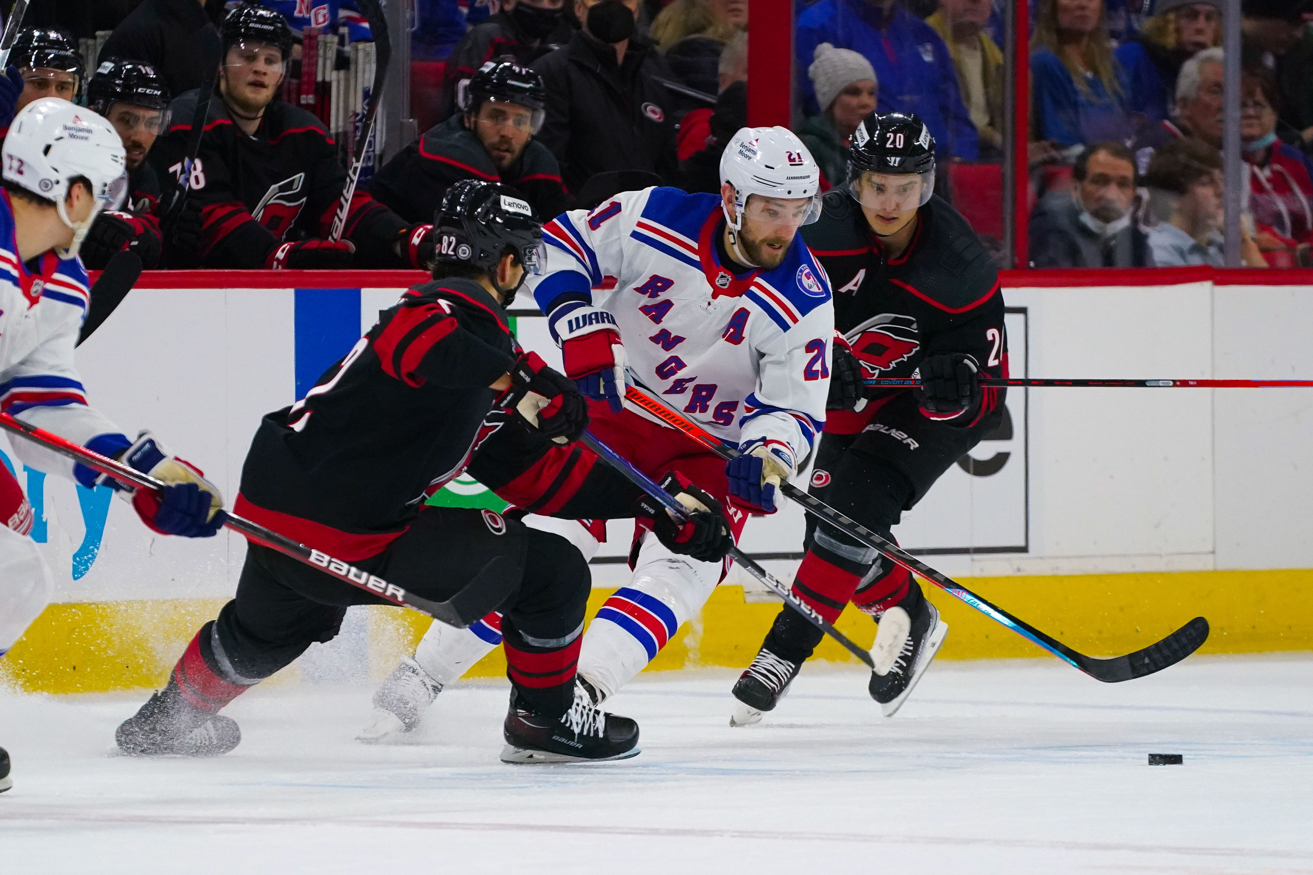 How Metropolitan Division Teams Stack Up at the Mid-Season Point