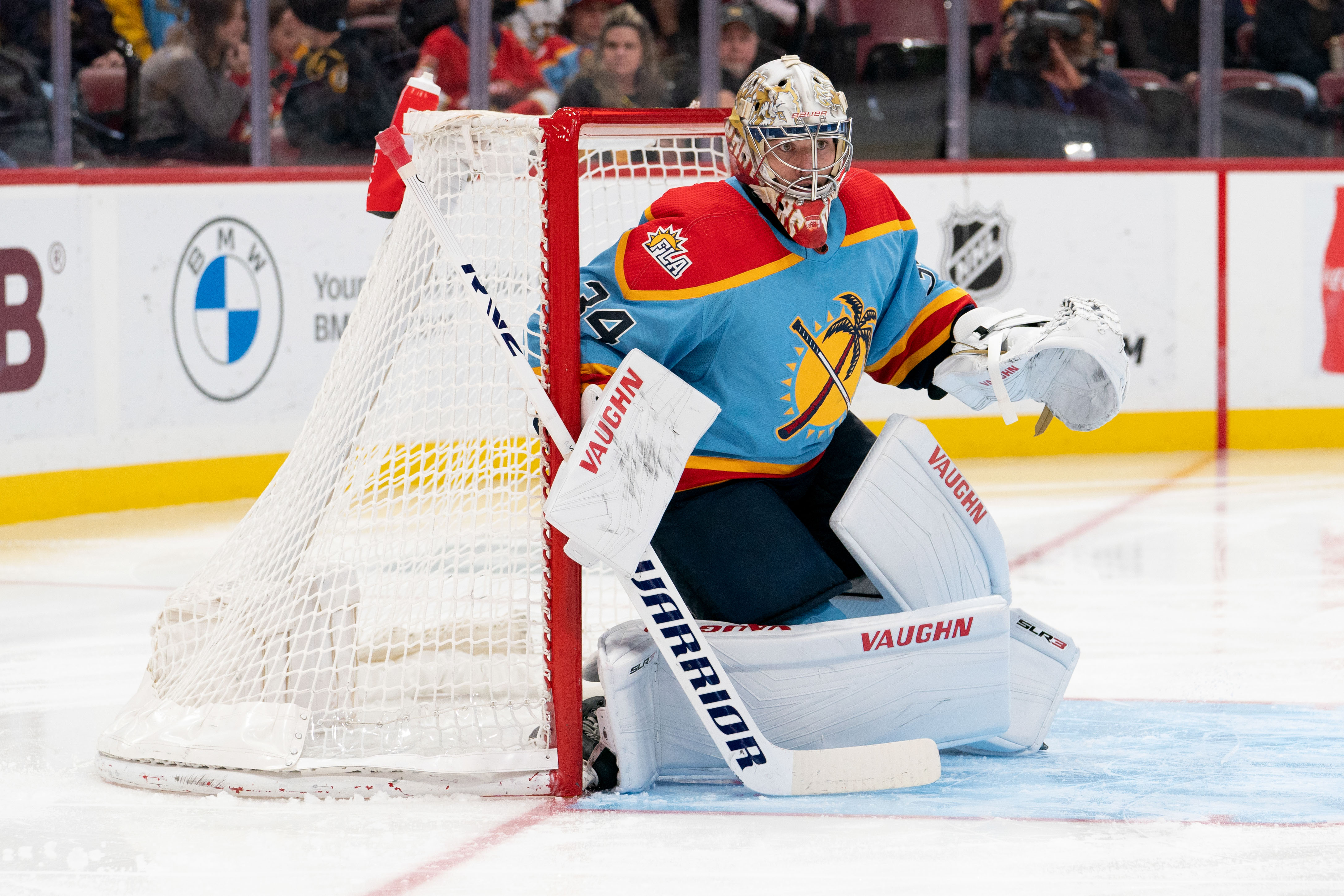 All hail the Lyon King: Panthers players rallying around veteran goalie ...