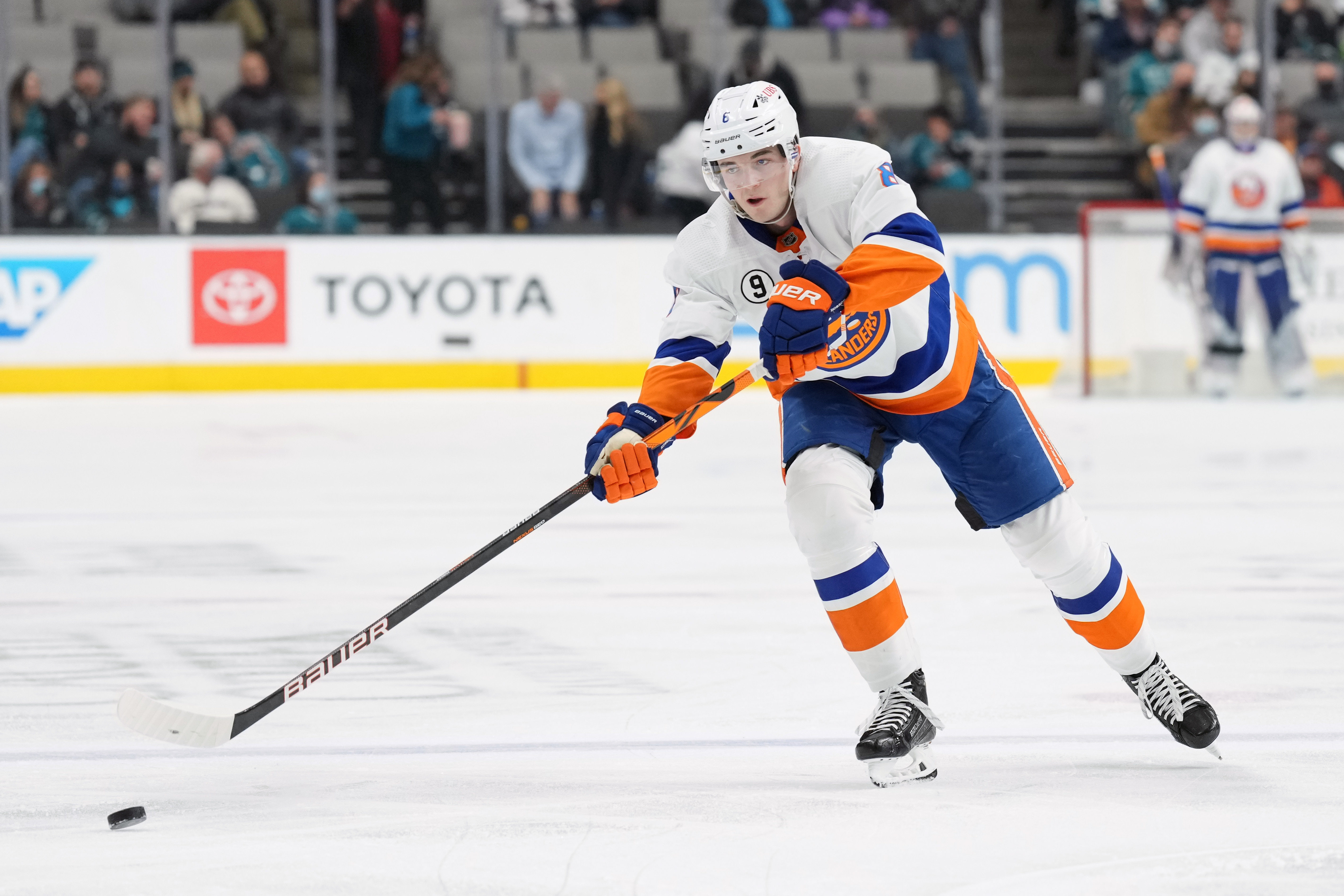 Islanders Sign Dobson to Three-Year Extension