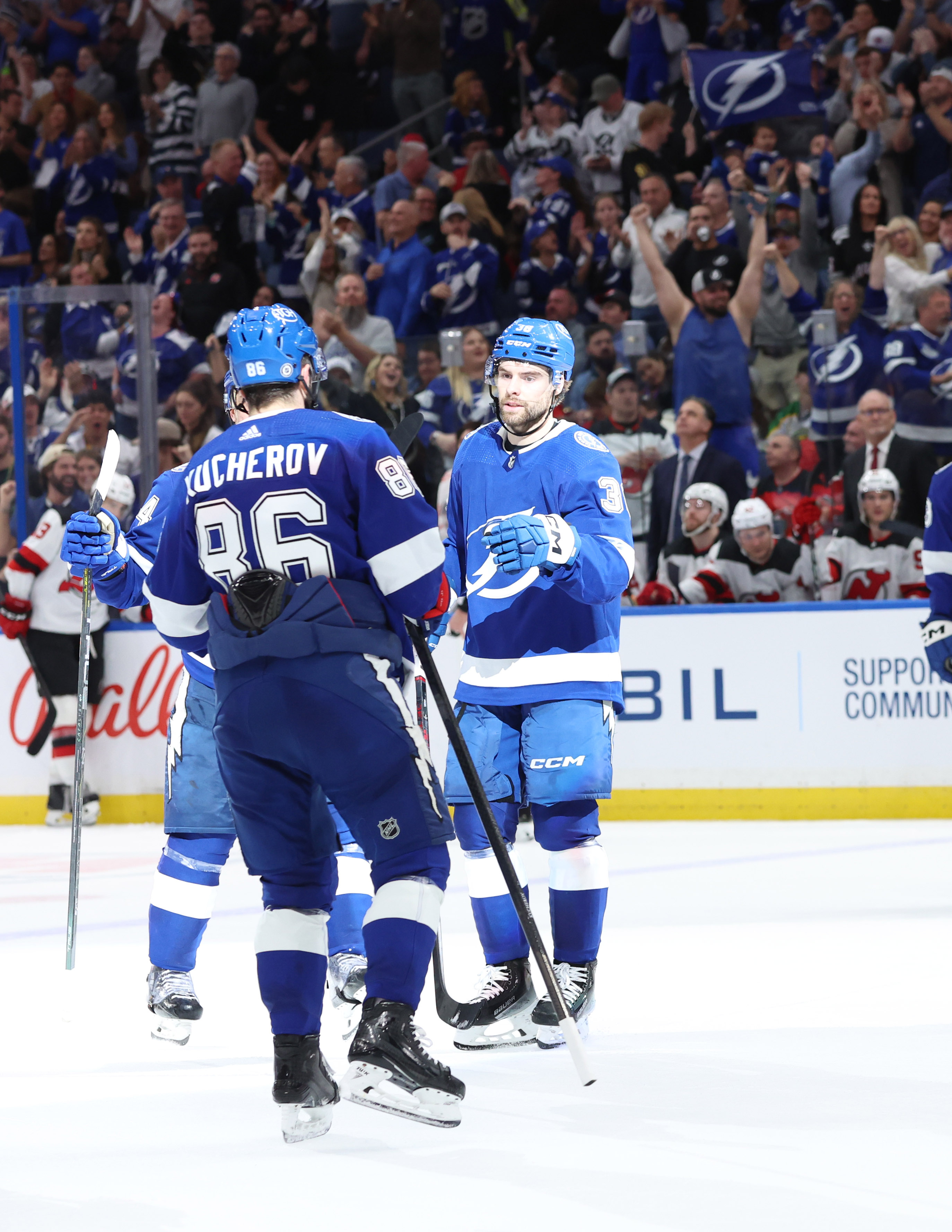 Columbus Blue Jackets (42 pts) vs. Tampa Bay Lightning (59 pts) Game ...