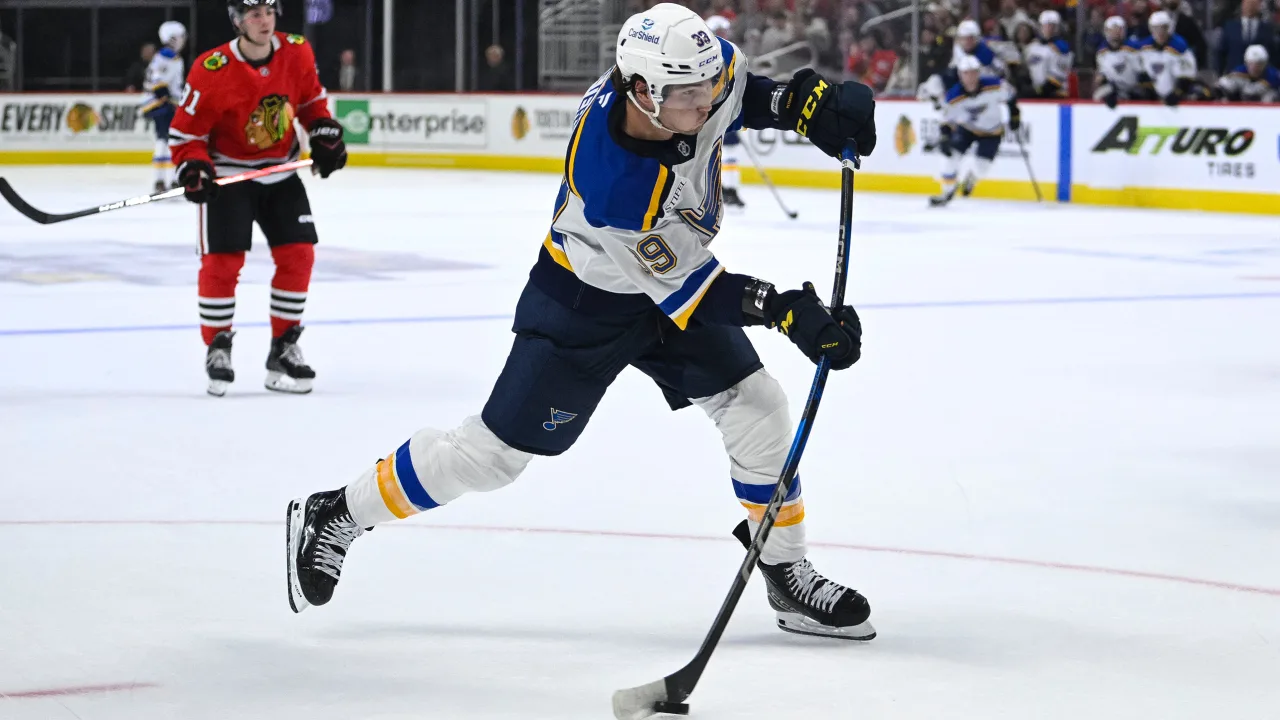 St. Louis Blues Prospect Dylan Peterson Off To Flying Start In AHL