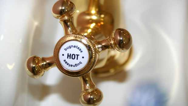 Why Pipes Sweat: Causes and Solutions for Sweating Plumbing - Dengarden