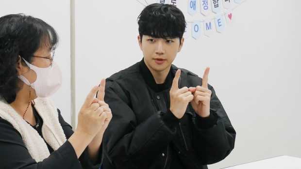 Learn Korean Sign Language KSL (한국 수어) - Owlcation