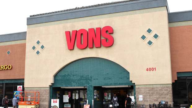 Grocery Store in New Orleans That Sits in 1800s Mansion Is Breathtaking ...