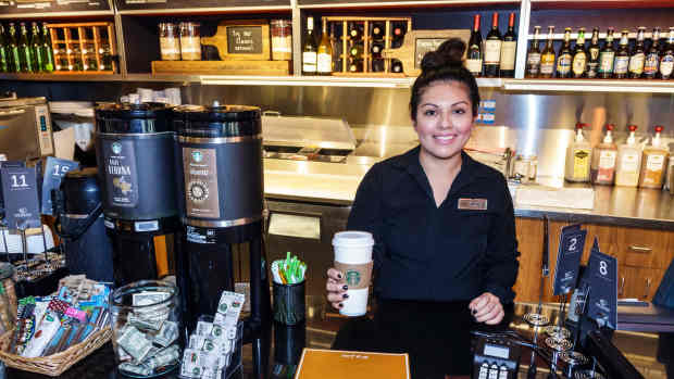 Starbucks Barista Shows Off Secret Menu Drink That'll Be Everyone's New ...