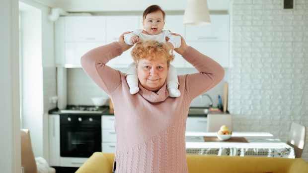 Mom Parody of What Happens When Grandma Comes to Visit Baby Has Mamas ...