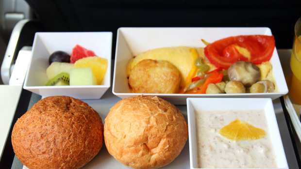 Southwest Airlines Captain Dishes on How Crew Meals Work - WanderWisdom ...
