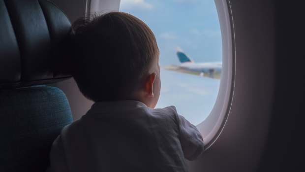 Woman's Adorable 'Staring Contest' With Baby on Her Flight Is Too ...