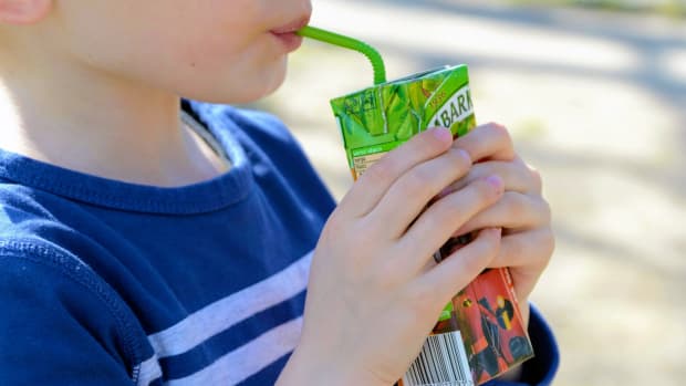 Man Discovers a Trick To Getting Juice Out of a Lemon and We're Excited ...