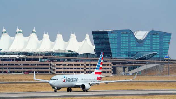 United Airlines Pilot with an Axe Going Ham on a Denver Airport Parking ...
