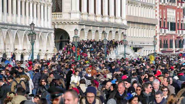 Woman Gives Insight Into How To Deal With Non-Stop Tourism Crowds While ...