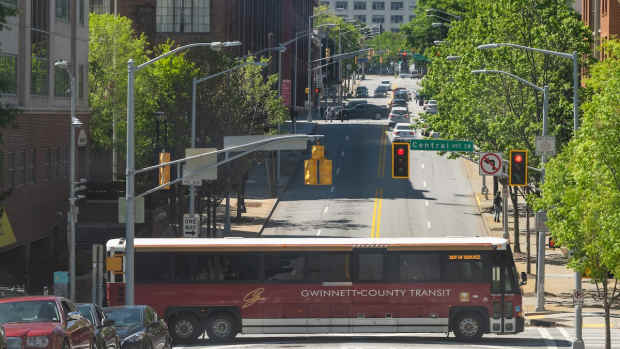 Commuter Bus Gets Hijacked in Georgia in a Scene Straight Out of 'Speed ...