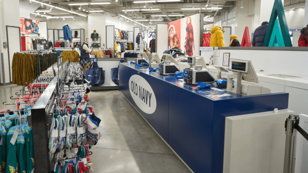 Old Navy Employees Claim Their Store Is Haunted and They Caught ‘Proof ...