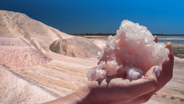 There’s a Disturbing Theory That Salt Caves May Just Be the Petrified ...