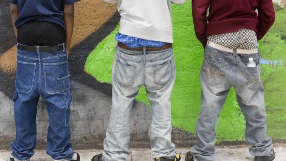 Sagging Pants Trend Came From Sexual Abuse of Black Men During Slavery HubPages