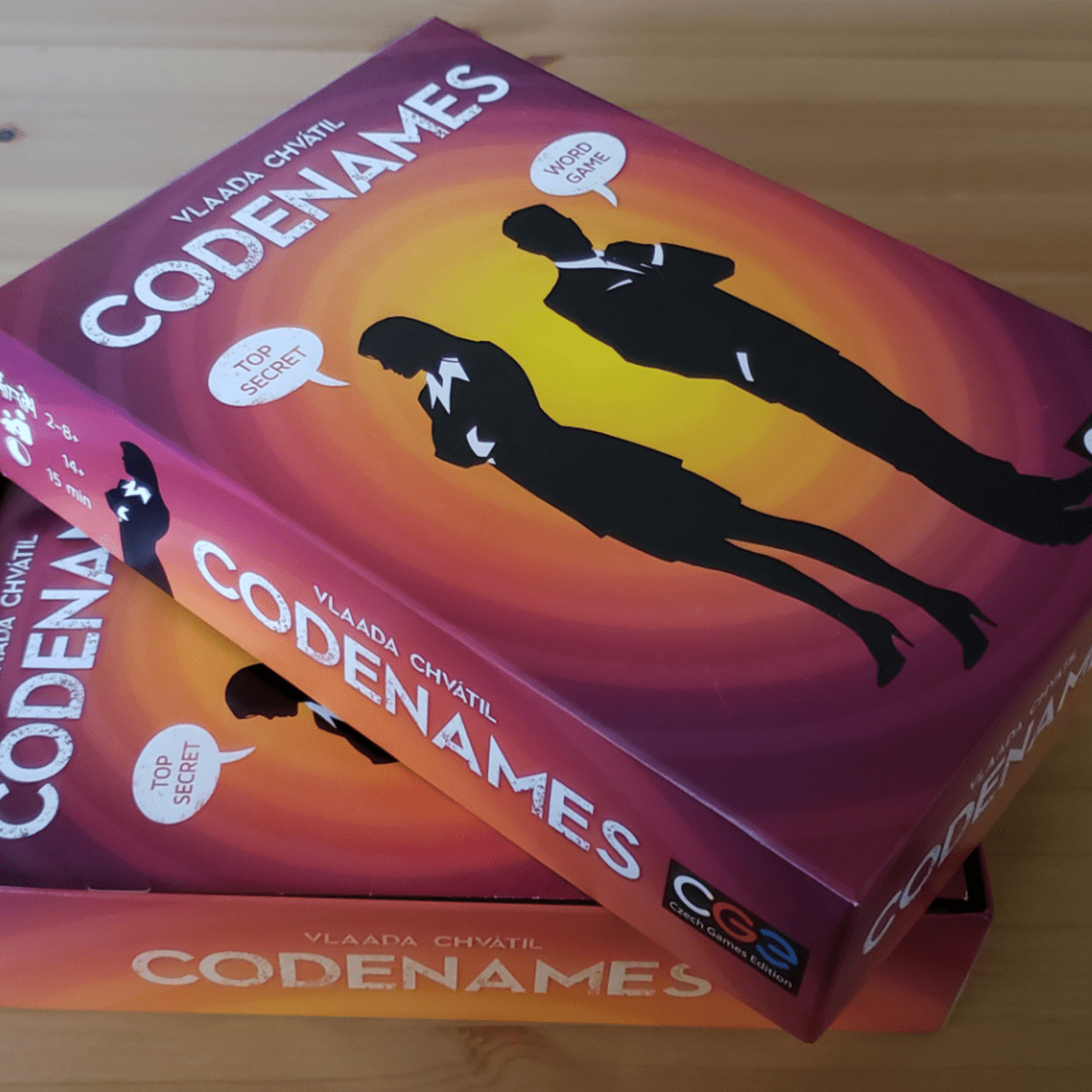 how-to-win-as-the-spymaster-in-codenames-7-strategy-tips-hobbylark