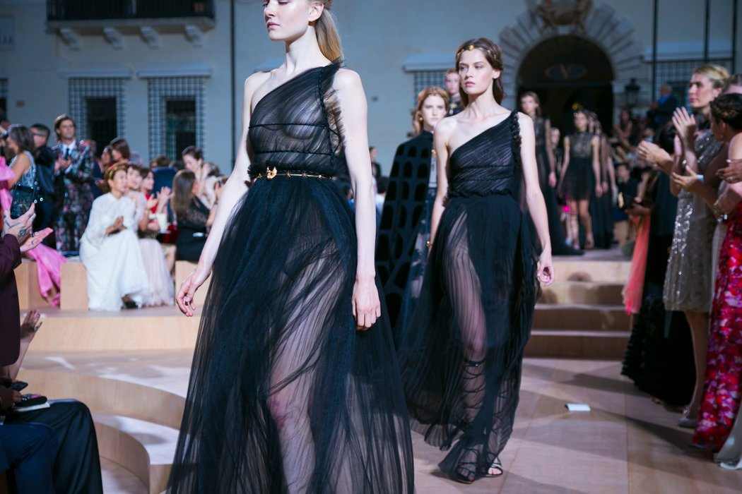 Best Fashion Designers in the World - HubPages