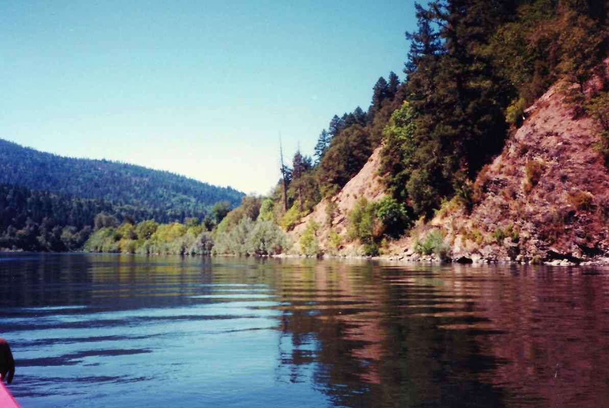 Jet Boat Rides and the Motel Del Rogue in Grants Pass, Oregon - HubPages