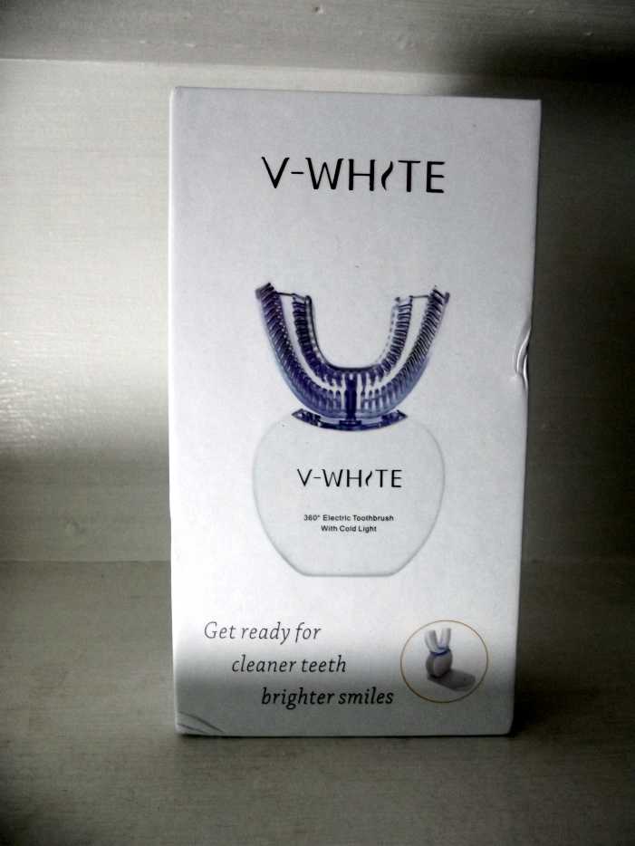Review of the V-White 360° Electric Toothbrush - HubPages