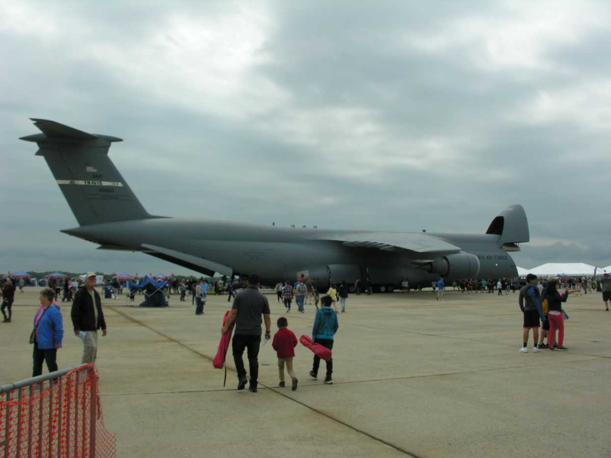 The Lockheed C-5 Galaxy Cargo Plane - HubPages