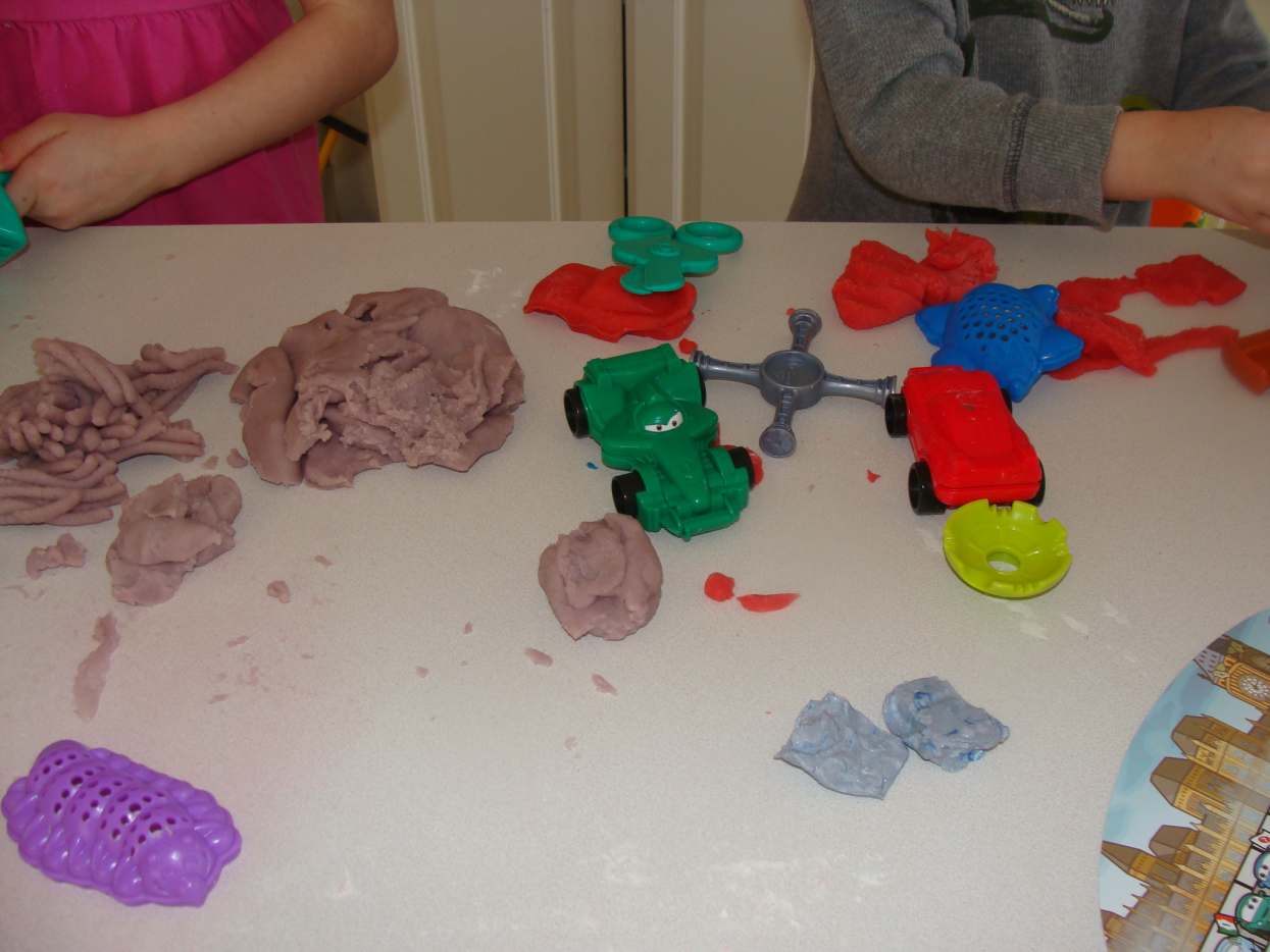 3 Homemade Playdough Recipes: Basic, Edible, and Jell-O - HubPages