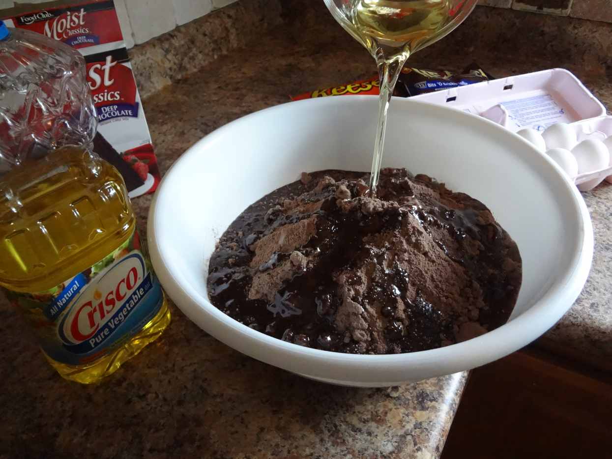 How to Make a Volcano Cake (With Smoke and Flowing Lava) - Delishably