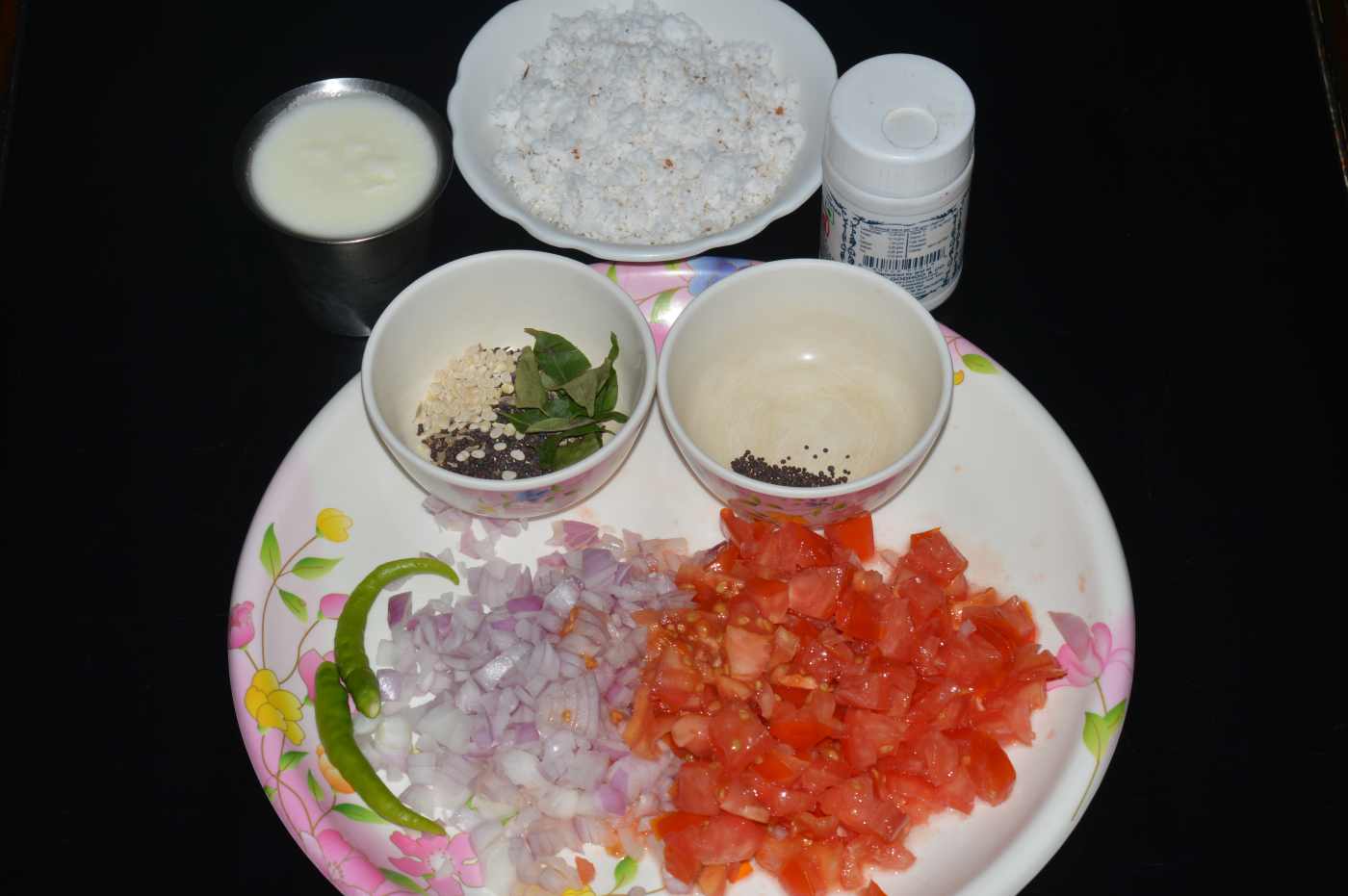 How to Make a Yogurt-Based Tomato and Onion Raita - Delishably