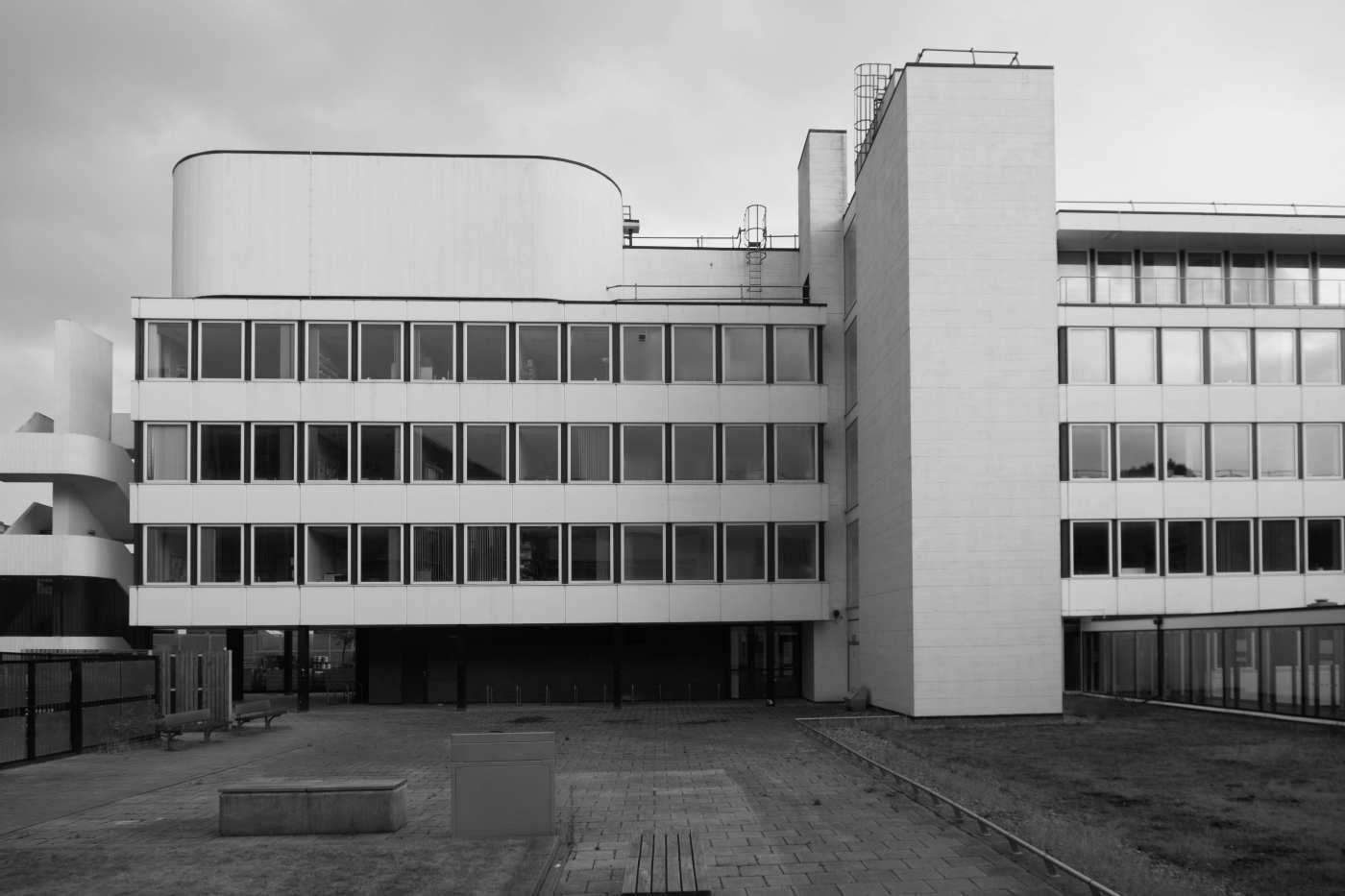 Modernist Architecture in Manchester - Owlcation