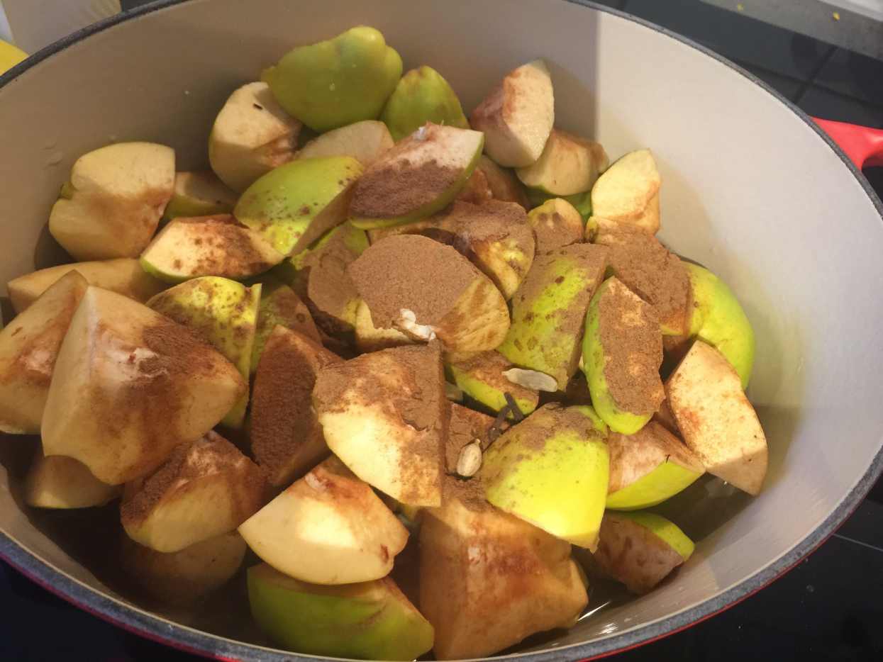 Christmas-Spiced Quince Jelly Recipe: Perfect for Gifts! - Delishably