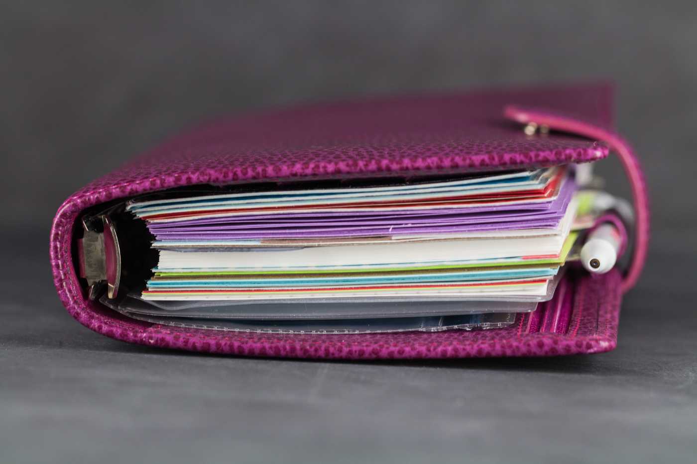 How to Isolate Your Subject and Eliminate Distraction With a Photo ...