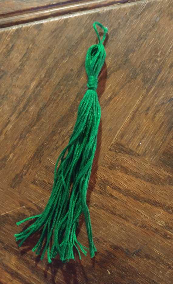 3 Ways to Make DIY Tassels With Embroidery Thread - HubPages