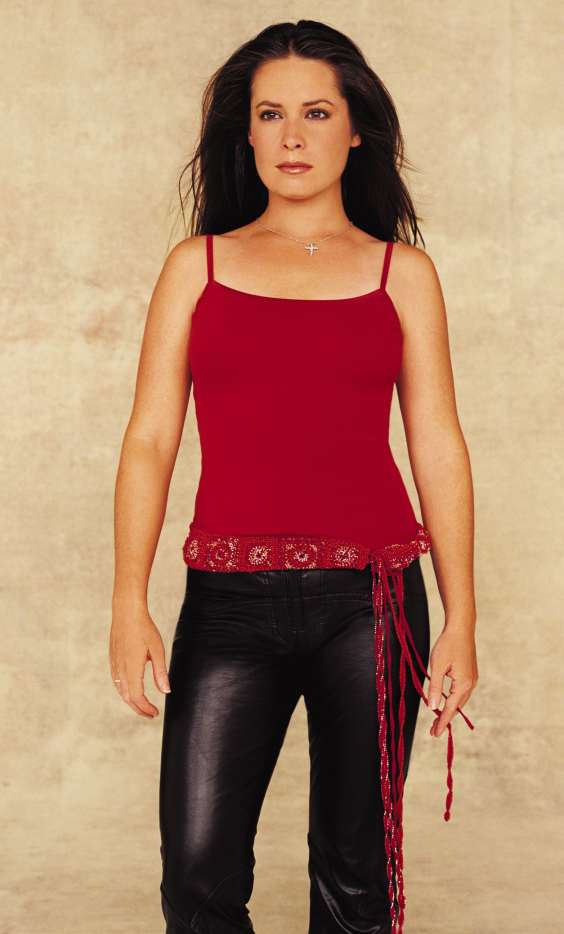 Piper Halliwell's Top 10 Fashion Moments on "Charmed" - ReelRundown