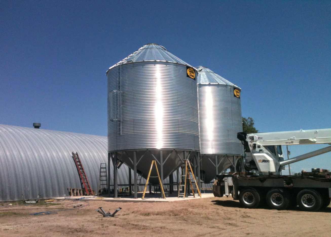How to Build a Grain Bin--Main Rings and Ladder: An Illustrated Guide ...