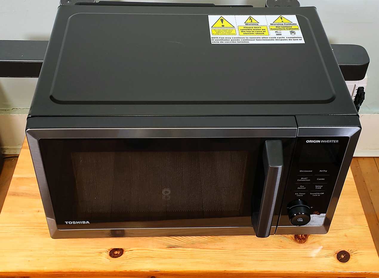 Review of the Toshiba 7-In-1 Premium Microwave With Air Fryer - HubPages