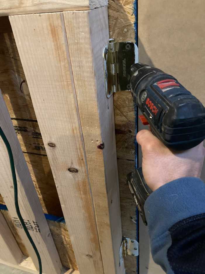 How to Make Retractable Stalls for Managing Livestock Indoors - HubPages