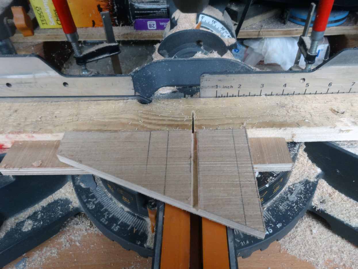 How-to Make a Bespoke Wooden Desk Tidy - HubPages