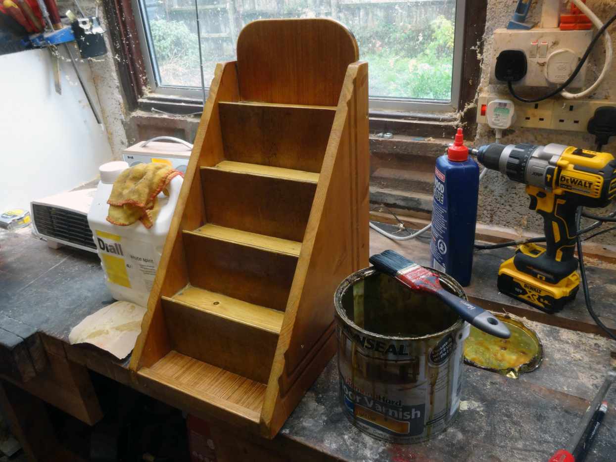 How-to-make a Table Top Display Stand - HubPages