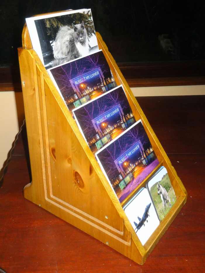 How-to-make a Table Top Display Stand - HubPages
