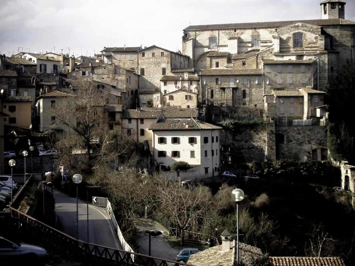 Perugia: A Beautiful and Charming Capital City of Umbria - HubPages