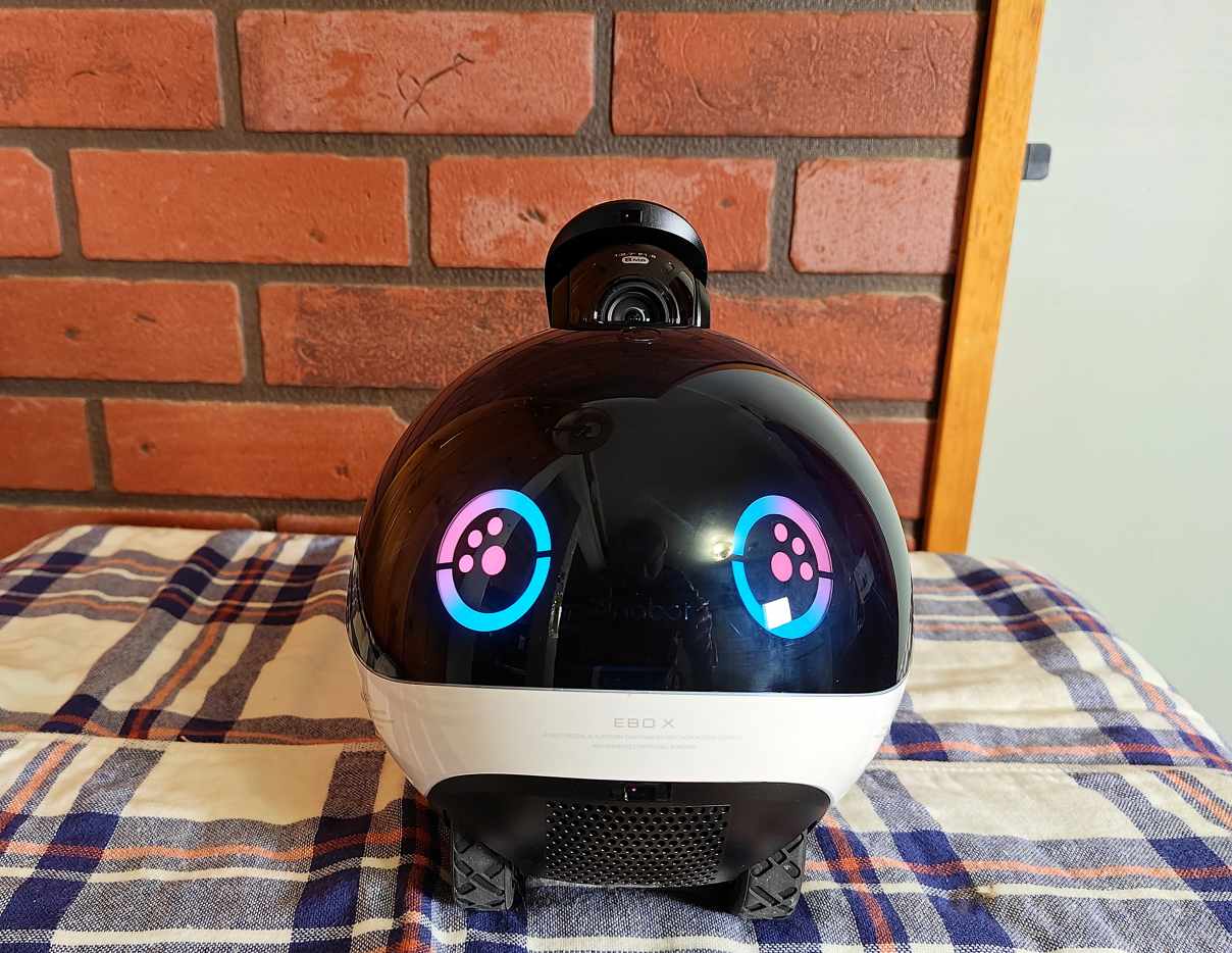 Review of the Enabot EBO X Family Companion Robot - HubPages
