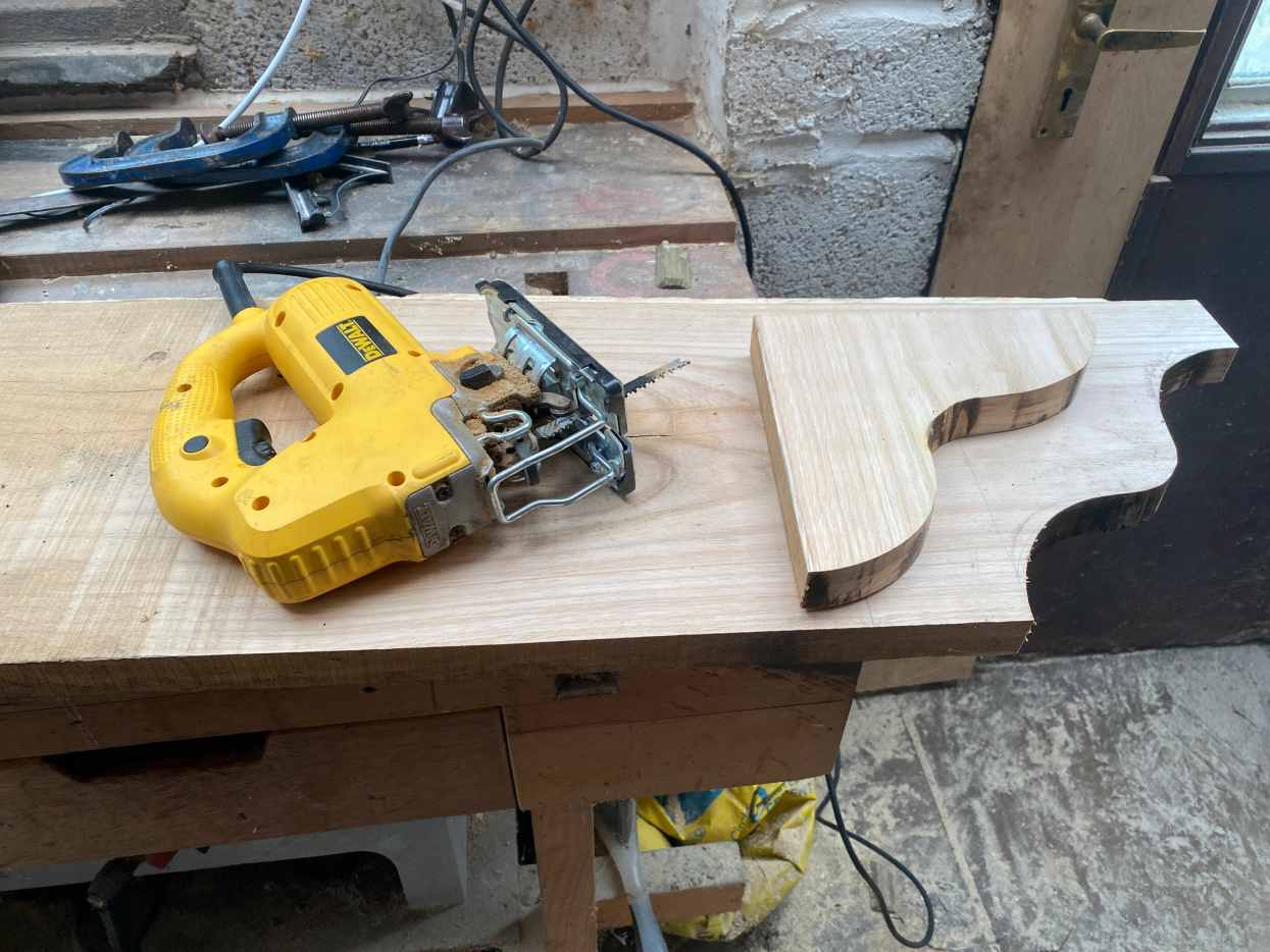 How-to Make Heavy Duty Wooden Wall Brackets - HubPages
