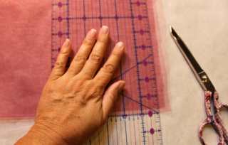 How to Make a Lettuce-Edge Tulle Ruffle With Your Sewing Machine - HubPages