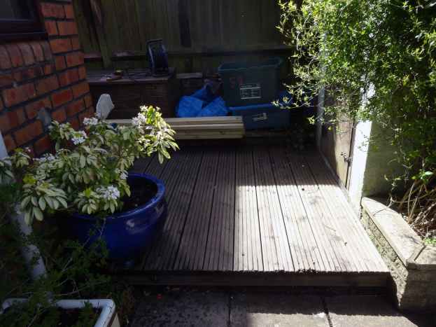 Recycling Salvaged Decking and Offcuts - HubPages
