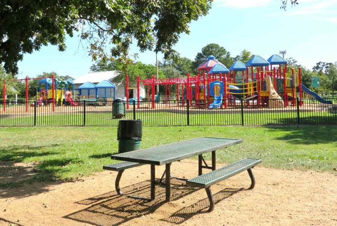 Nottingham Park: Fun in Houston's Memorial Neighborhood - HubPages